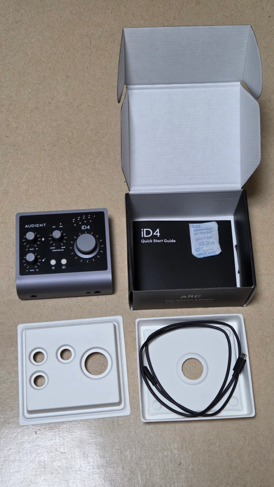 오디언트 iD4 mk2 오디오 인터페이스/오인페 판매합니다! | 디지털기기 | 당근 중고거래