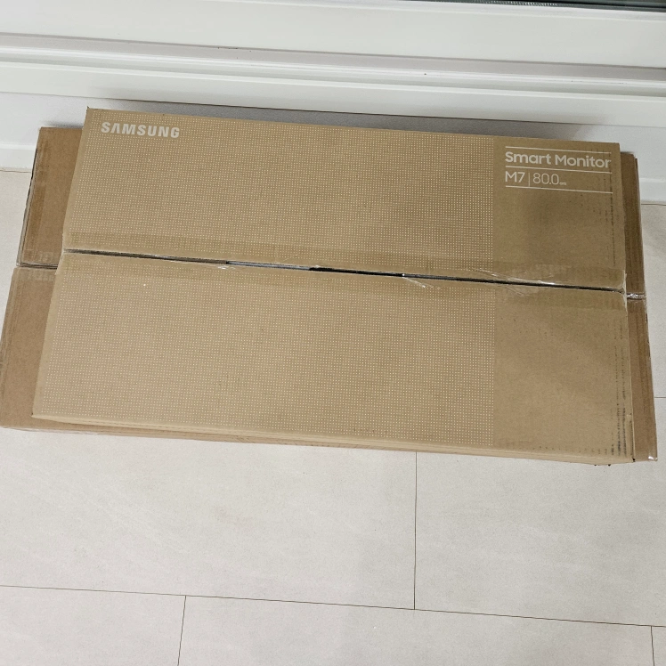 삼성 M7 스마트 모니터 80cm 거치대 포함(삼탠바이미, 무빙스타일) | 충무공동 | 디지털기기 | 당근 중고거래