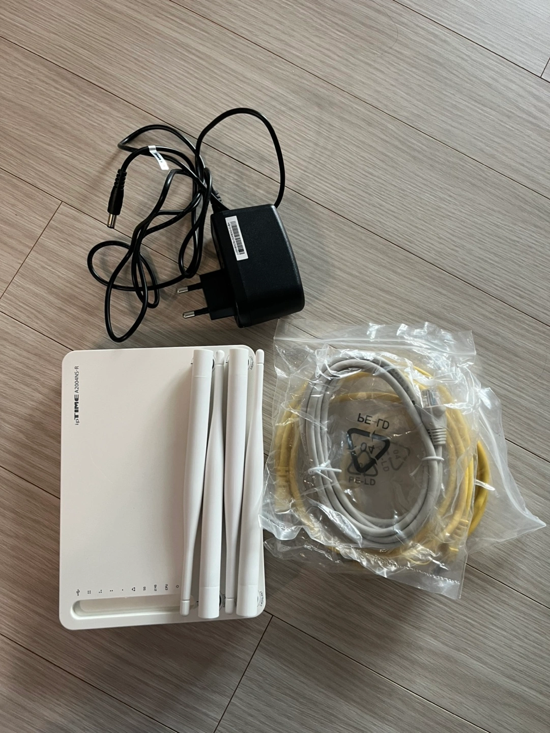 EFM 네트웍스 공유기 A2004NS-R | 북면 | 디지털기기 | 당근 중고거래