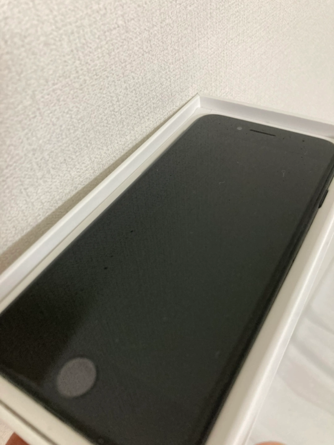 아이폰 SE2 64G 검정 박스 정품충전기 포함 | 연수동 | 디지털기기 | 당근 중고거래