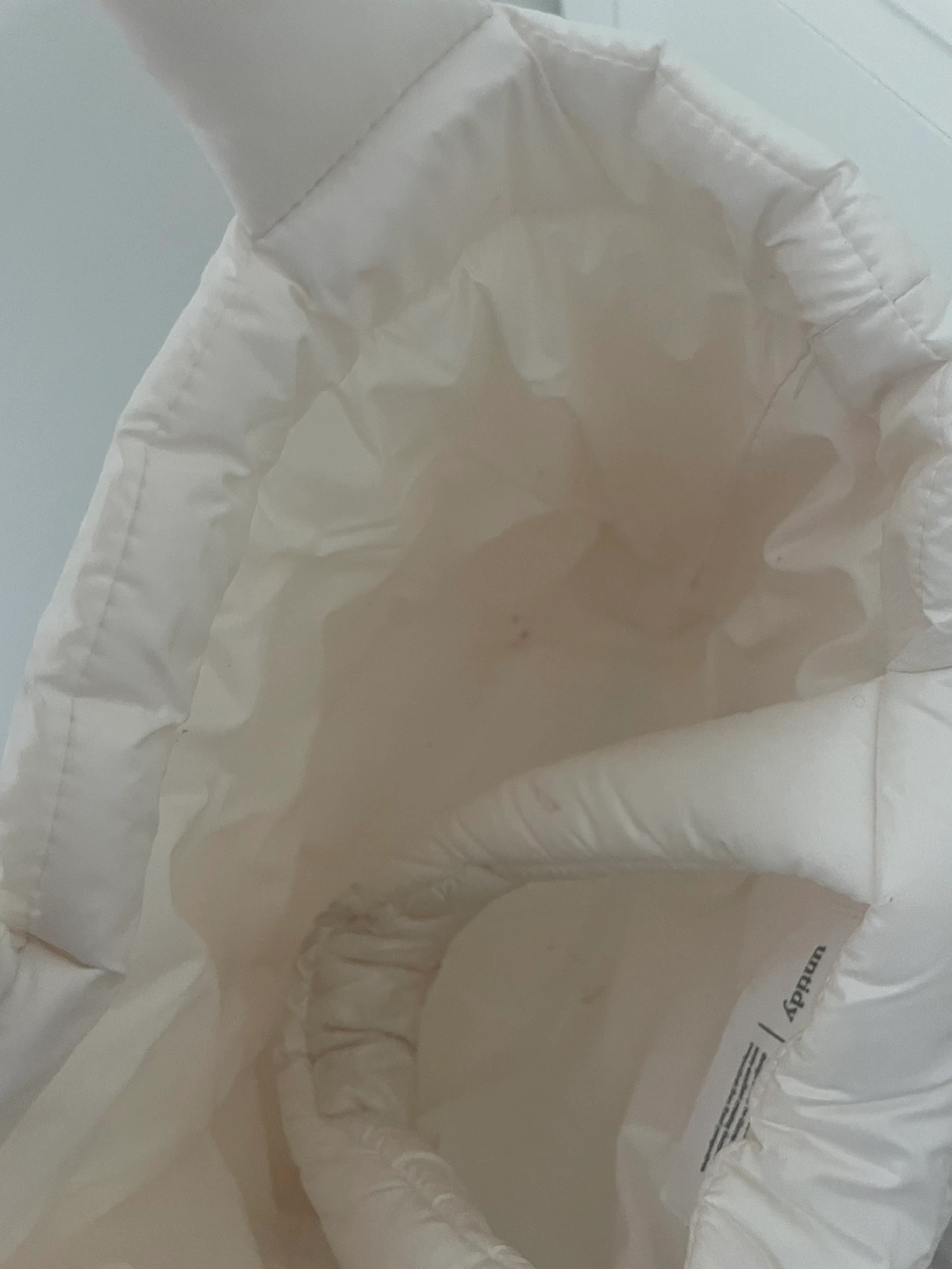 Untidy 패딩백 | 여성잡화 | 당근 중고거래