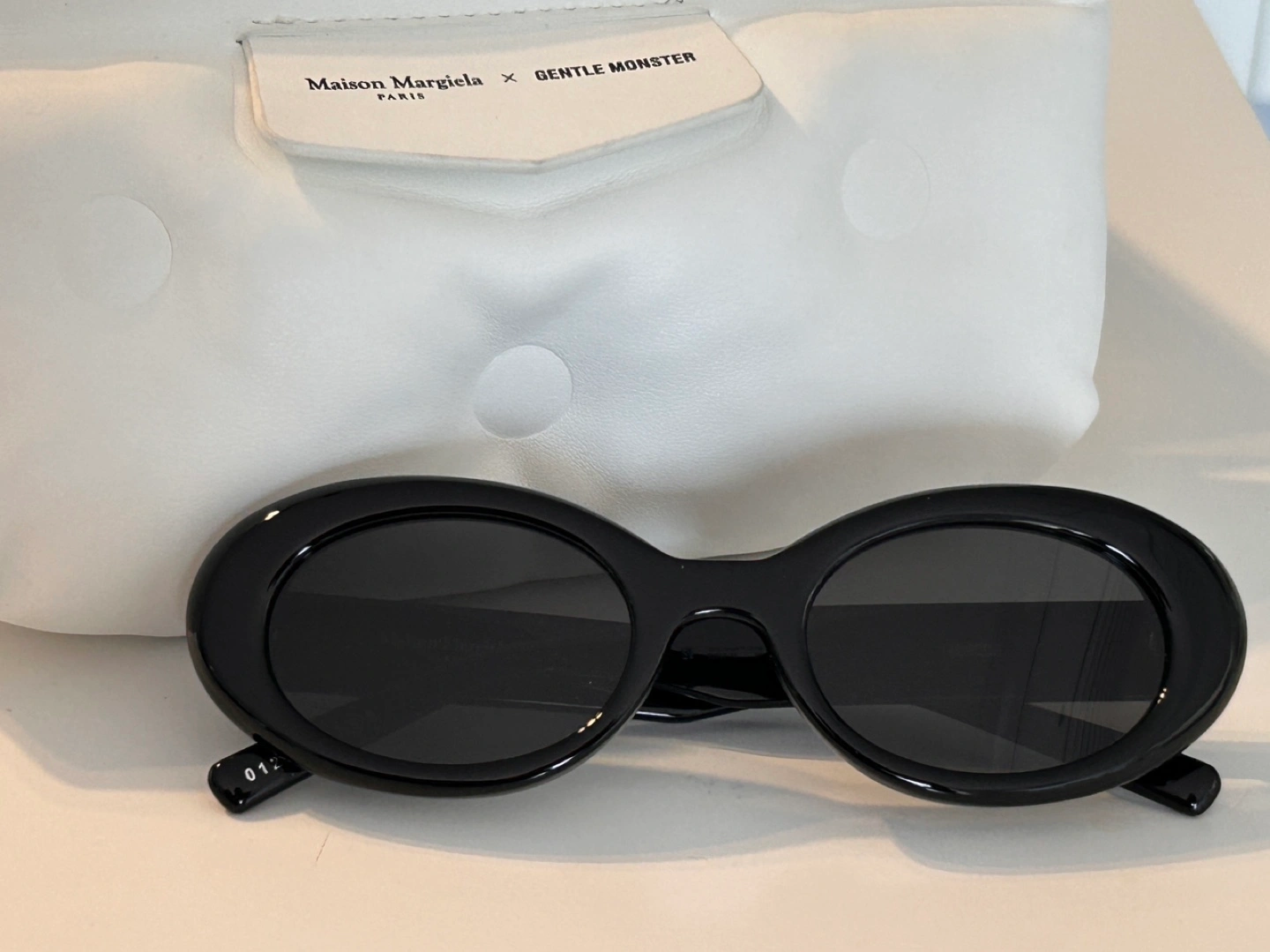 젠틀몬스터 x 메종마르지엘라 선글라스 MM005 | 구좌읍 | 여성잡화 | 당근 중고거래