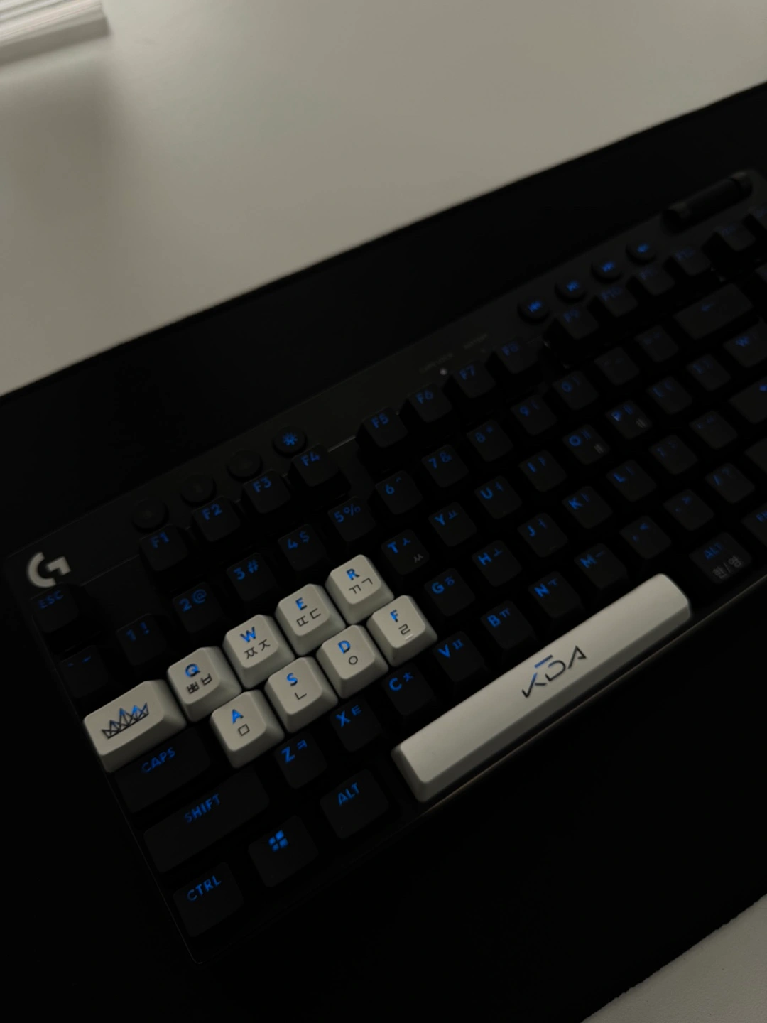 KDA x 로지텍G 키캡 세트 한정판 | 디지털기기 | 당근 중고거래