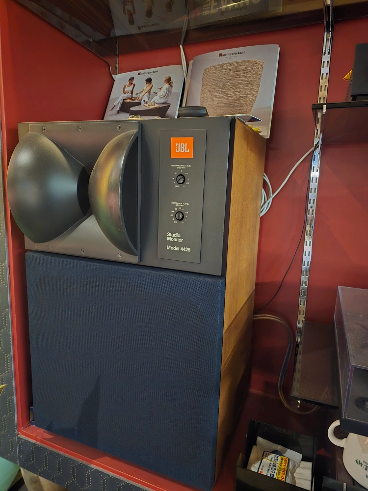 JBL 스튜디오 모니터 4425 | 효자동3가 | 디지털기기 | 당근 중고거래