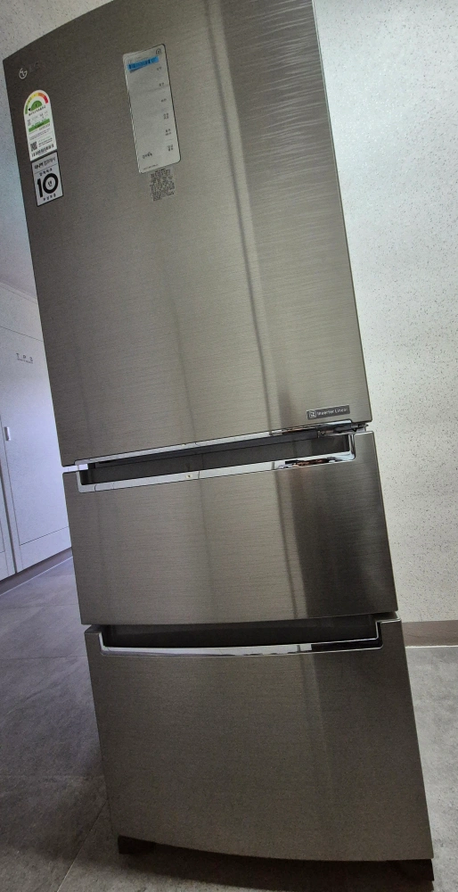 LG 디오스 김치냉장고 327L 팔아요. | 장유3동 | 생활가전 | 당근 중고거래