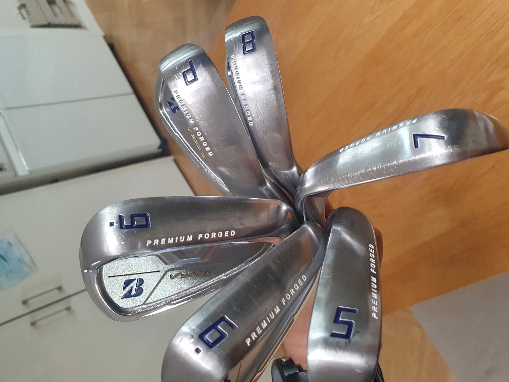 v300 8세대 6아이언 ns950 R | 스포츠/레저 | 당근 중고거래