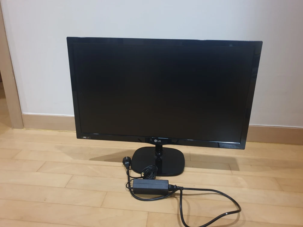 중대형 LG LED 27인치 모니터(TV, PC겸용) | 영종동 | 디지털기기 | 당근 중고거래