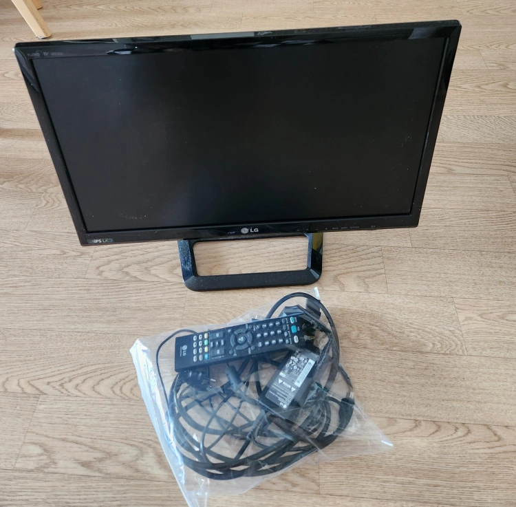 tv겸용 모니터 23인치(LG) | 오송읍 | 디지털기기 | 당근 중고거래