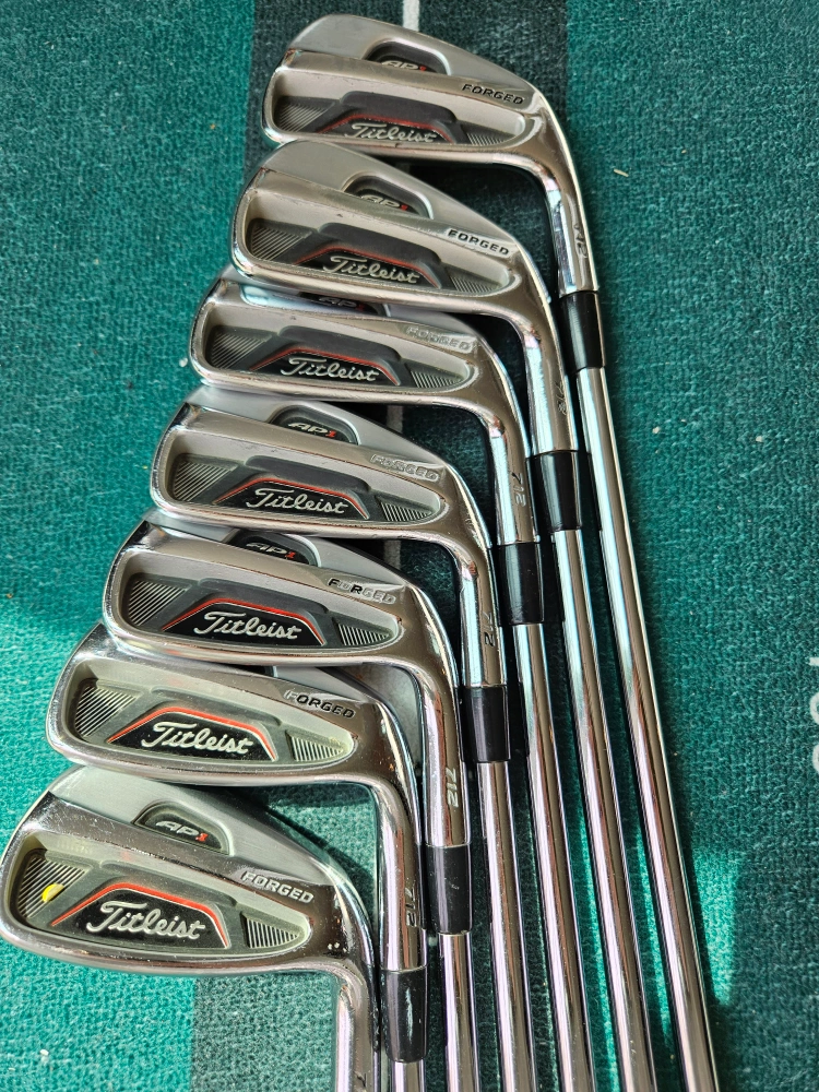 타이틀리스트 AP1 712 아이언 세트 | 스포츠/레저 | 당근 중고거래