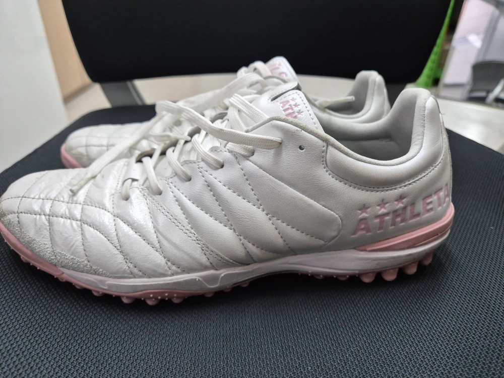 아슬레타 풋살화 오레이 A005 TF 캥거루 가죽 인조잔디 TLSS 별주모델 265mm팝니다. | 둔산동 | 스포츠/레저 | 당근 중고거래