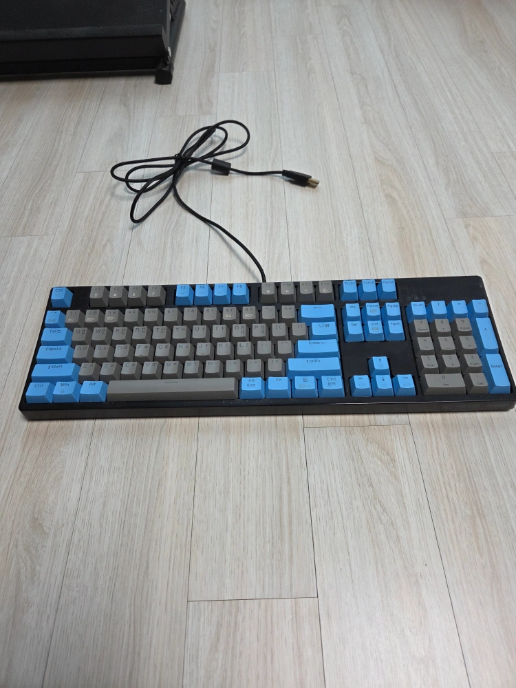 앱코 키보드 K661 청축 ㅡ 가격제시 받아요~ | 녹번동 | 디지털기기 | 당근 중고거래