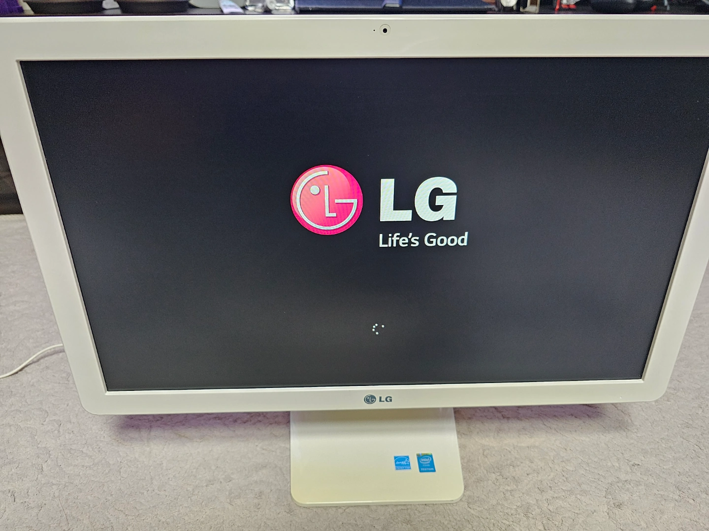 LG 일체형 컴퓨터 싸게 팔아요. LG22V24 | 생활가전 | 당근 중고거래