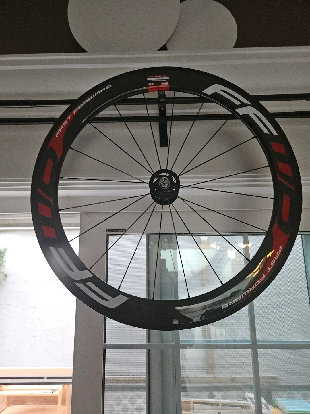 무하자 페스트포워드 f6r트랙 프론트 휠 진품 판매/교신 | 스포츠/레저 | 당근 중고거래