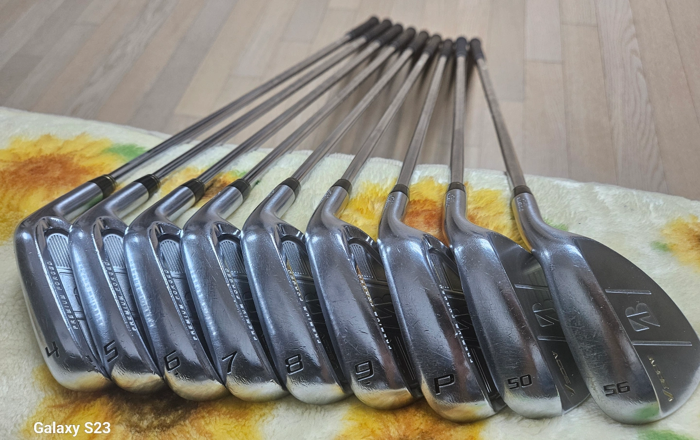 브리지스톤 V300 5세대 9아이언 입니다. | 송천동1가 | 스포츠/레저 | 당근 중고거래