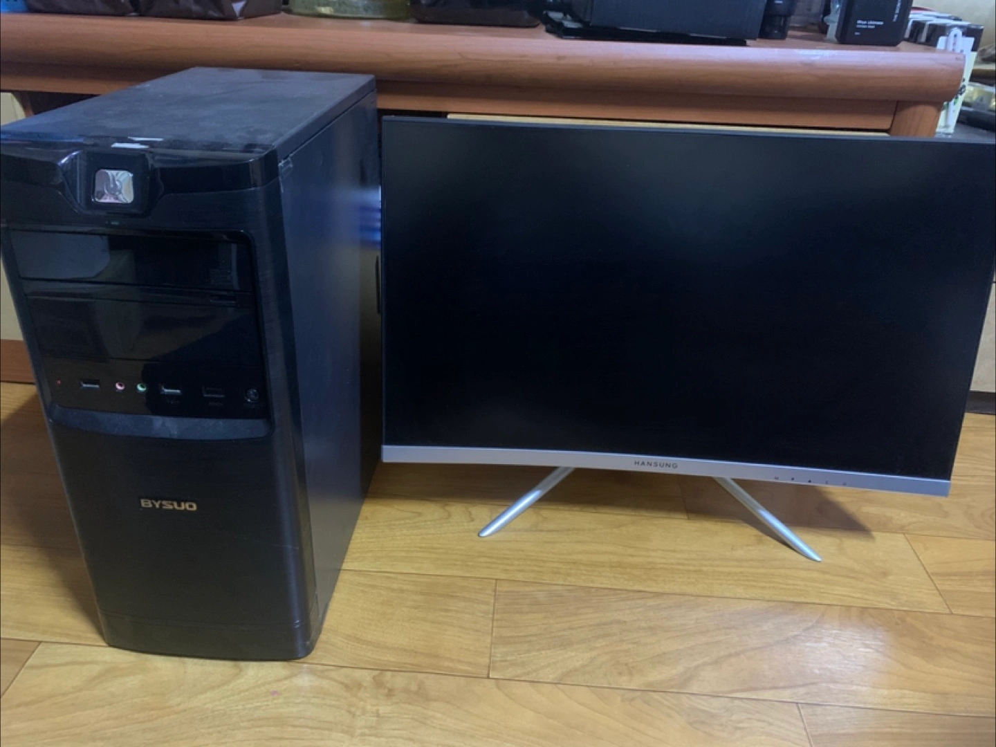 BYsuO 컴퓨터 한성 27인치 커브드 모니터 | 디지털기기 | 당근 중고거래