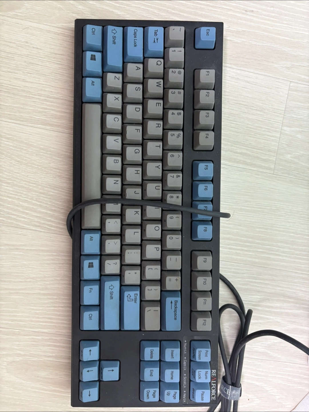 REALFORCE R2 TKL 30g 저소음 그레이블루 키보드 무접점 키보드 기계식키보드 | 디지털기기 | 당근 중고거래