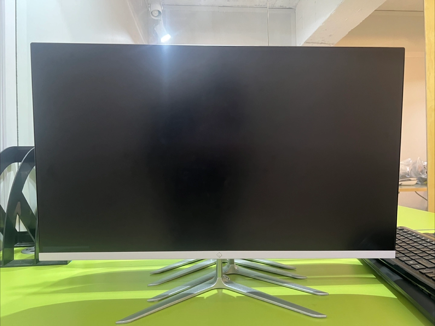 GOOD DSI 모니터 27인치 모니터 2대(한개 전원 케이블 없음) | 디지털기기 | 당근 중고거래