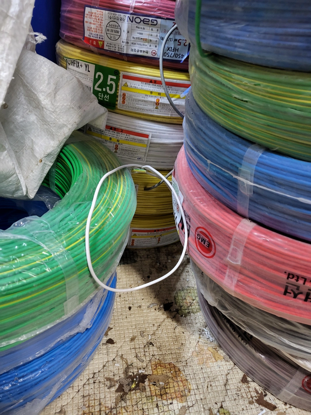 가온전선 HFIX 2.5 단선 | 가구/인테리어 | 당근 중고거래