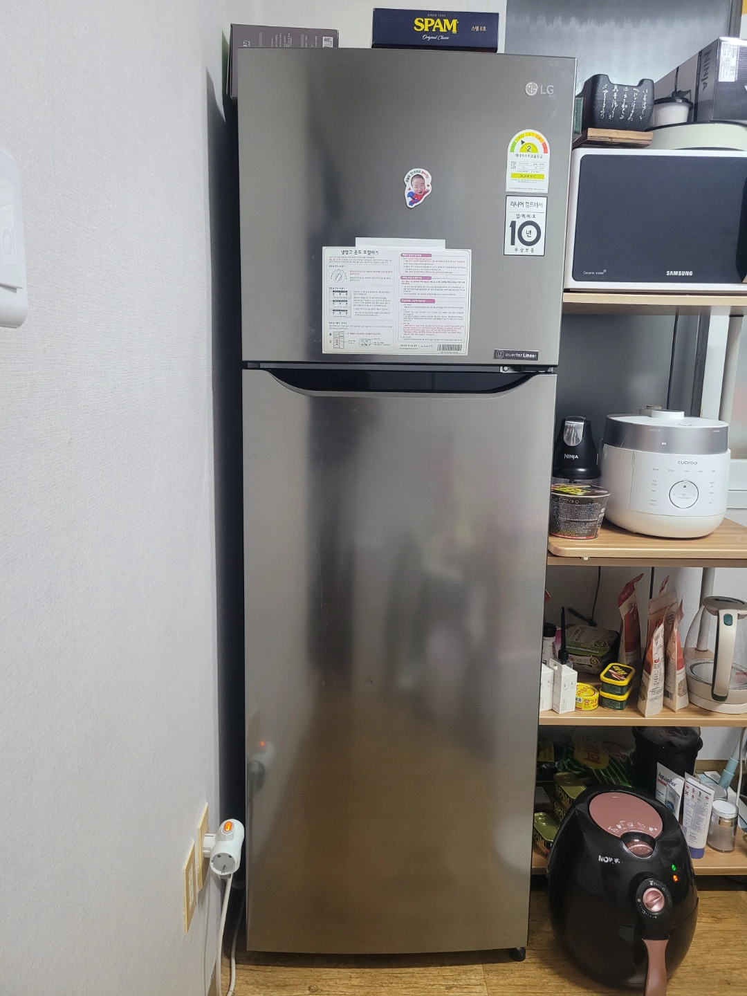 5월 16일날 이사로 인해 LG 254L 냉장고 가져가실분만 사다리차로 내려드립니다. | 생활가전 | 당근 중고거래