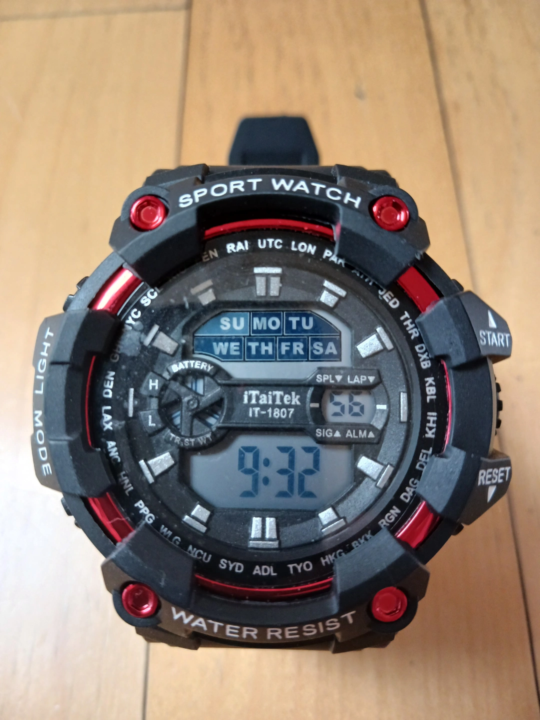 iTaiTek 전자시계 IT-1807 | 디지털기기 | 당근 중고거래