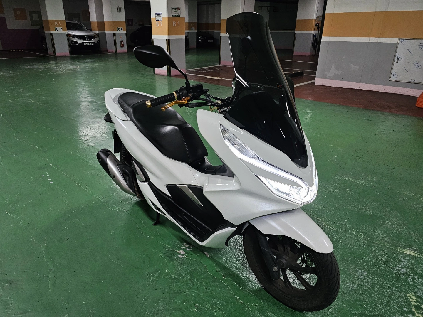 혼다 더 뉴 PCX 125 화이트 20년식 출퇴근용 판매합니다! (올분해점검 완료🛠, 깨끗☀️) | 광안동 | 스포츠/레저 ...