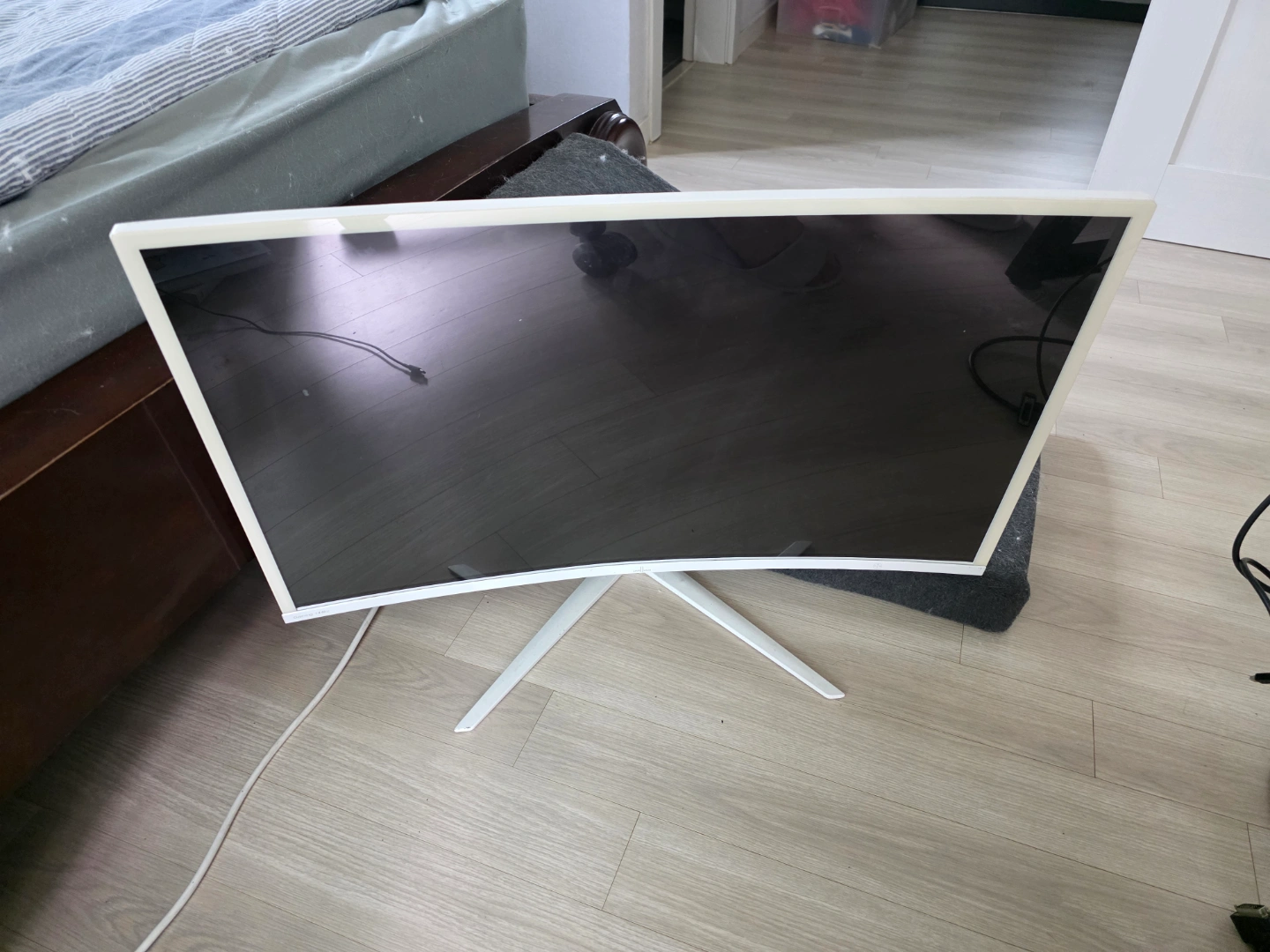 DAMWON 커브드 모니터 32인치 고장 부품용 화면안켜짐 | 디지털기기 | 당근 중고거래