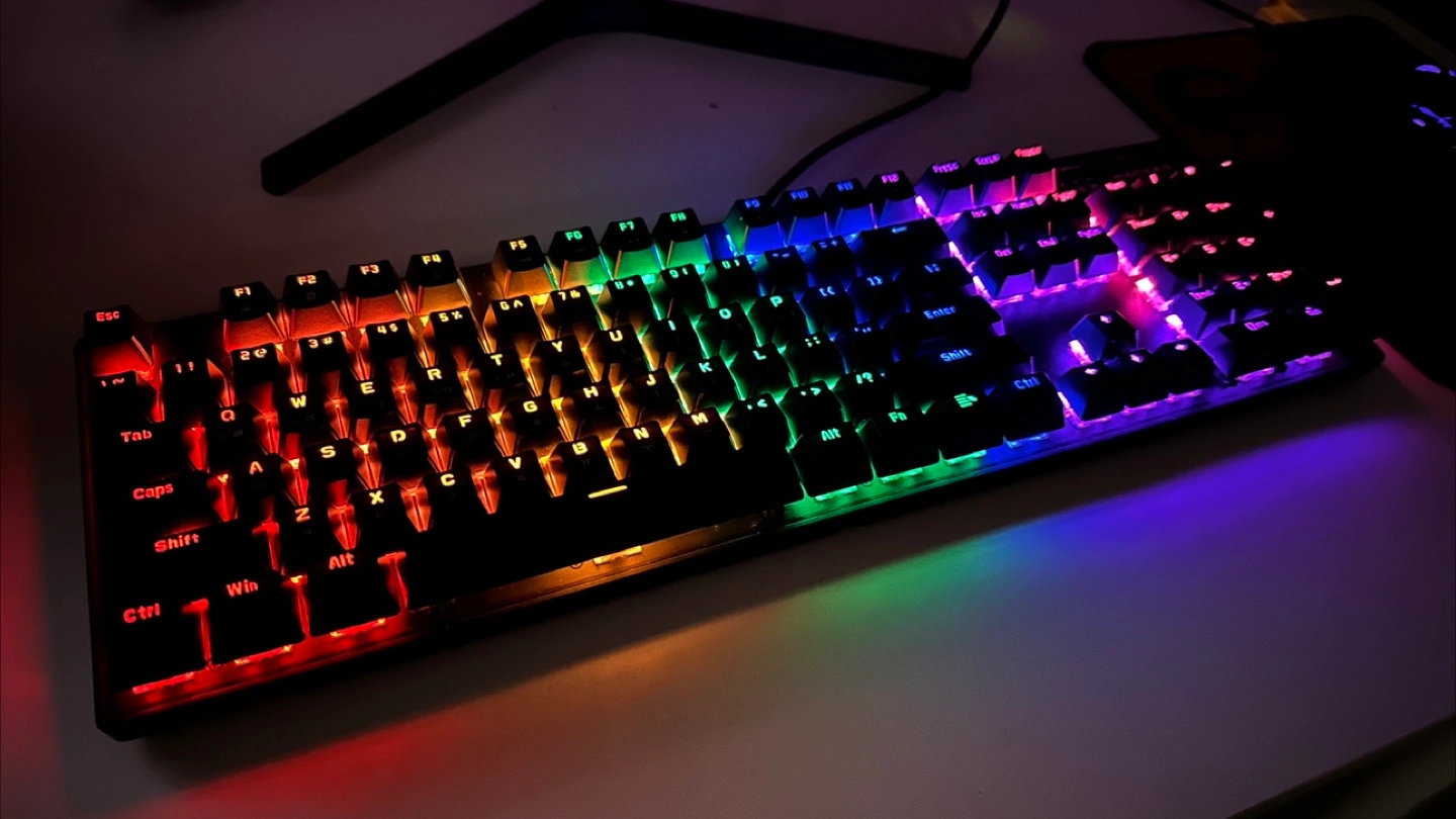 키보드 HACKER K560 (게이밍 마우스 + 마우스패드 증정) | 디지털기기 | 당근 중고거래