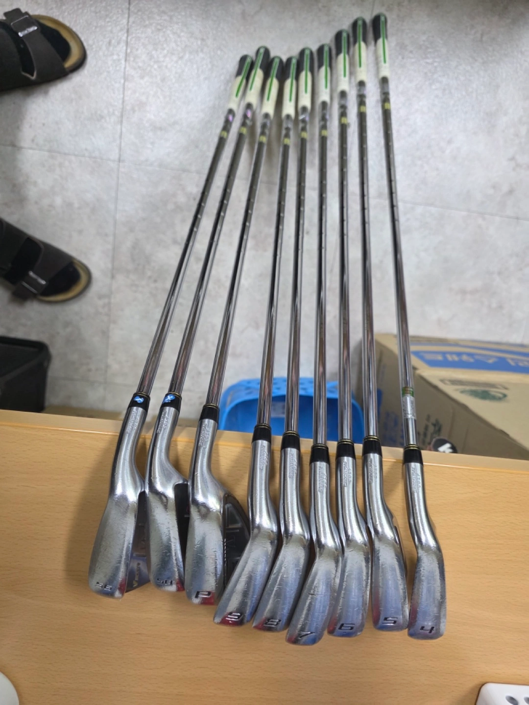 브릿지스톤 v300 5세대 골프 아이언 세트(4번~P, 50도,56도 포함) | 스포츠/레저 | 당근 중고거래