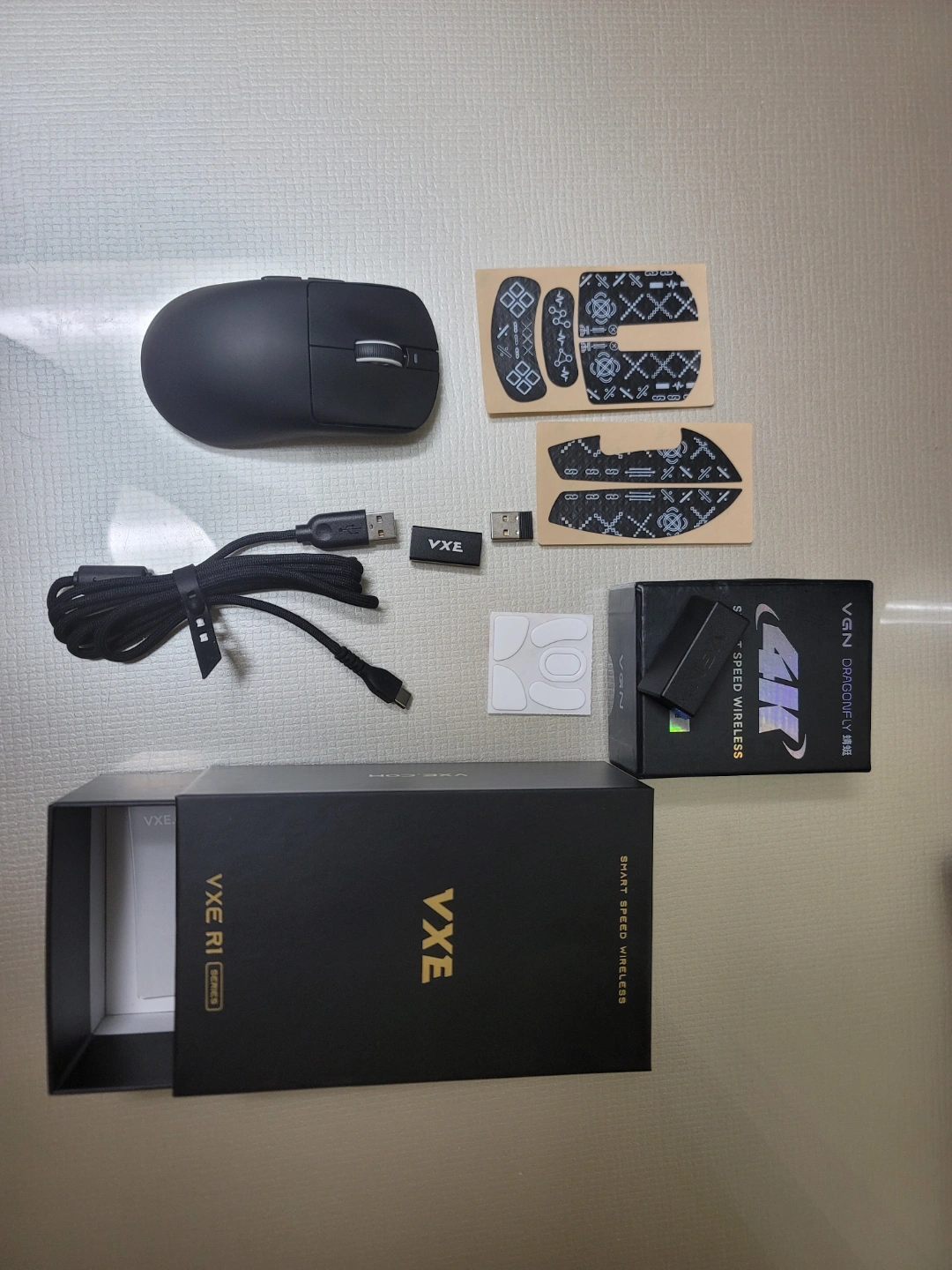 VXE R1 PRO MAX 무선 게이밍 마우스 + 4K동글포함 | 디지털기기 | 당근 중고거래