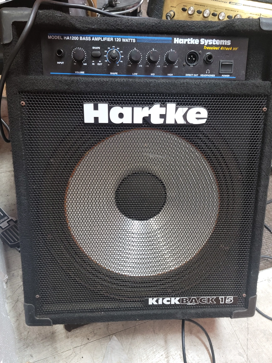 Hartke Kickback 15 베이스 앰프 | 디지털기기 | 당근 중고거래