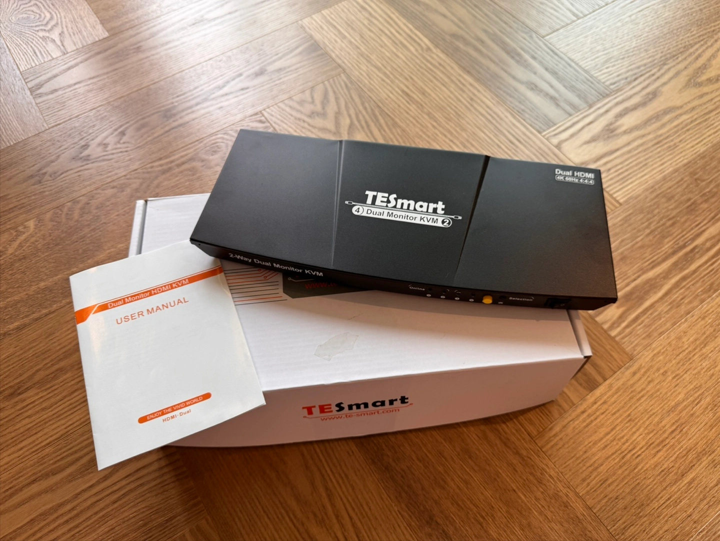 TESmart KVM 스위치 듀얼 4포트 (PC 2대 + 모니터 2대) | 디지털기기 | 당근 중고거래