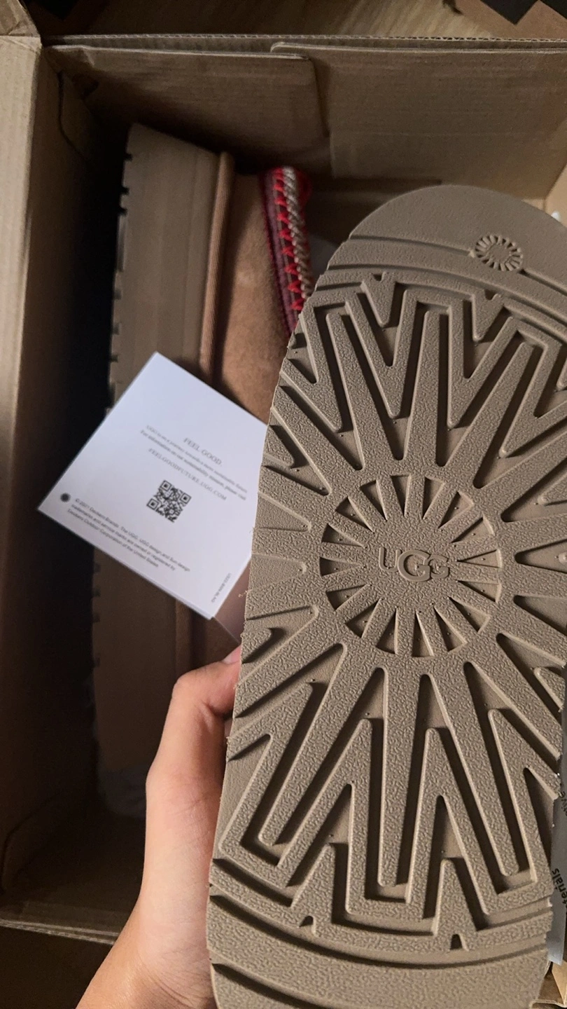 UGG 타스tazz 플랫폼 슬리퍼 240mm | 여성잡화 | 당근 중고거래