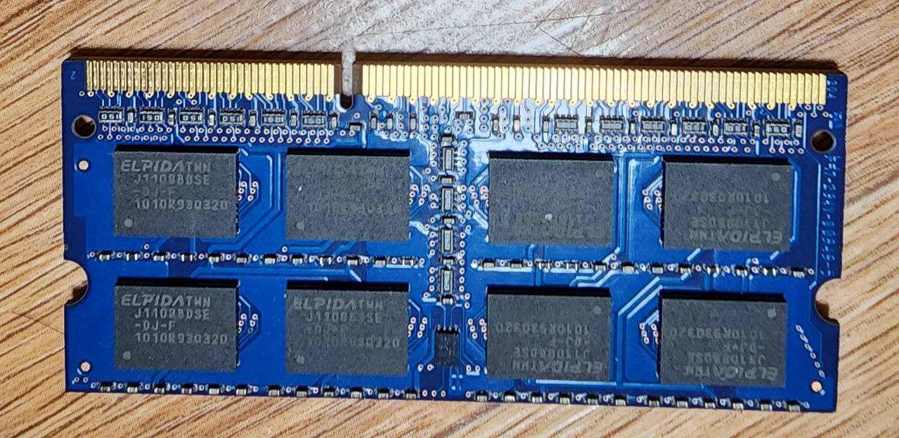 ELPIDA 2GB PC3-10600S 램 | 디지털기기 | 당근 중고거래