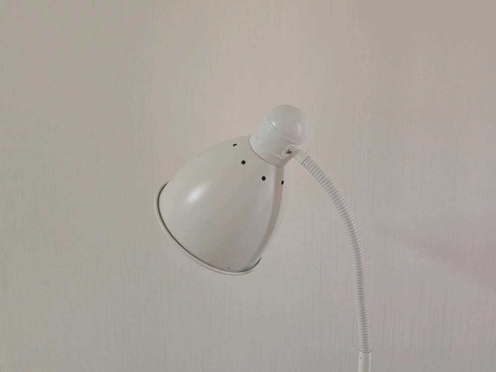 이케아 스탠드 조명 레르스타 화이트 급처! | 가구/인테리어 | 당근 중고거래