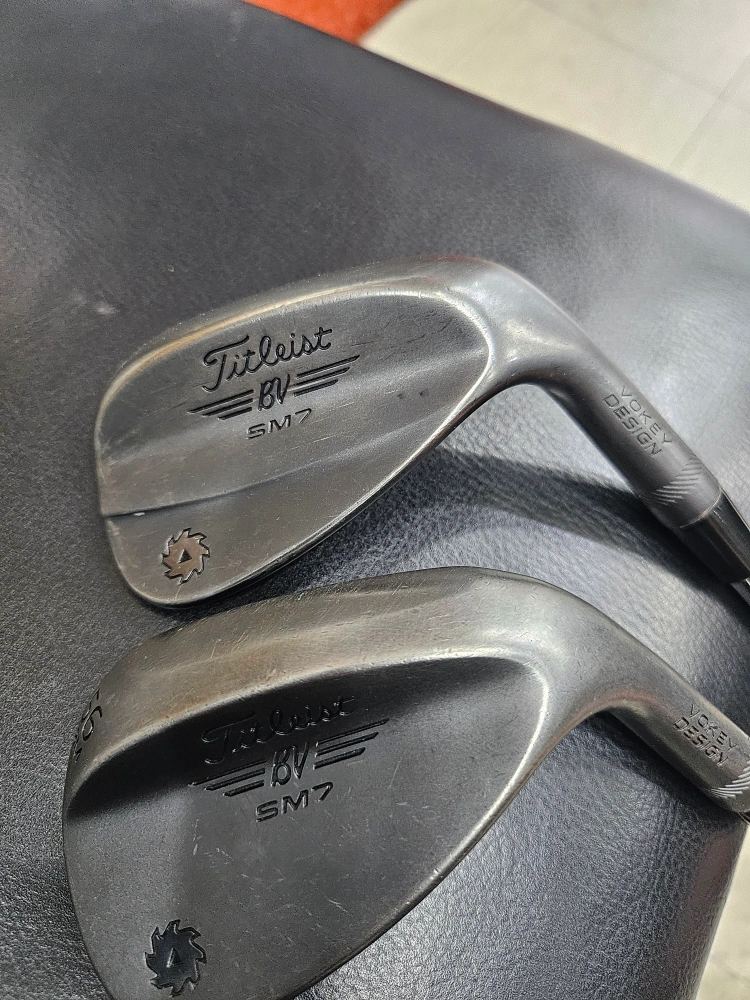 타이틀리스트 보키 SM7 블랙사틴 웨지 50/56도 | 스포츠/레저 | 당근 중고거래