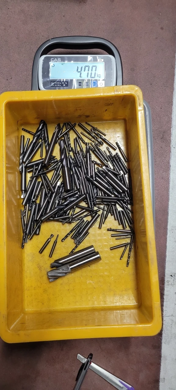 폐초경 104000윈 매입합니다 | 남성패션/잡화 | 당근 중고거래