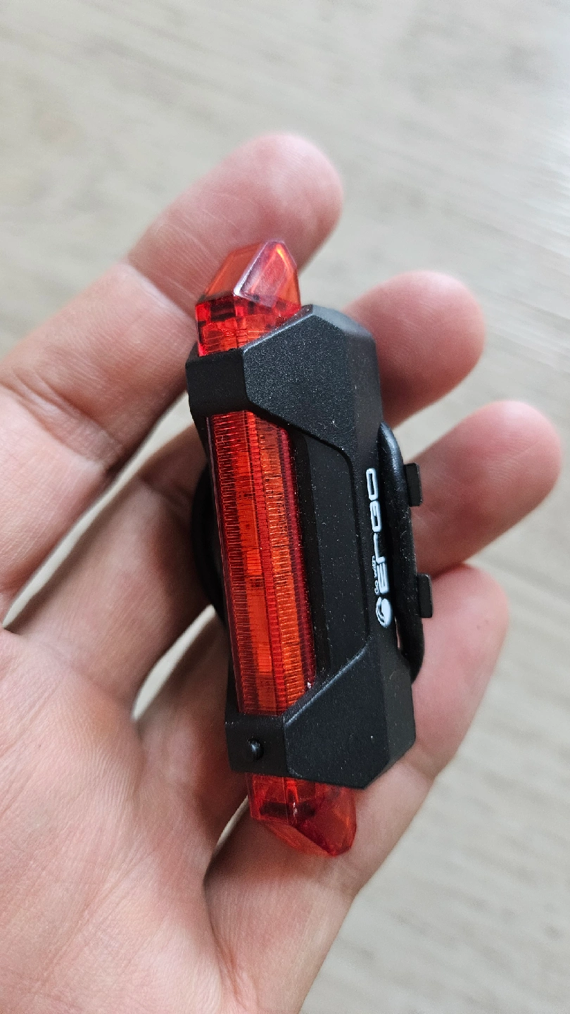 ERGO 자전거 LED 후미등 USB 충전식 | 스포츠/레저 | 당근 중고거래