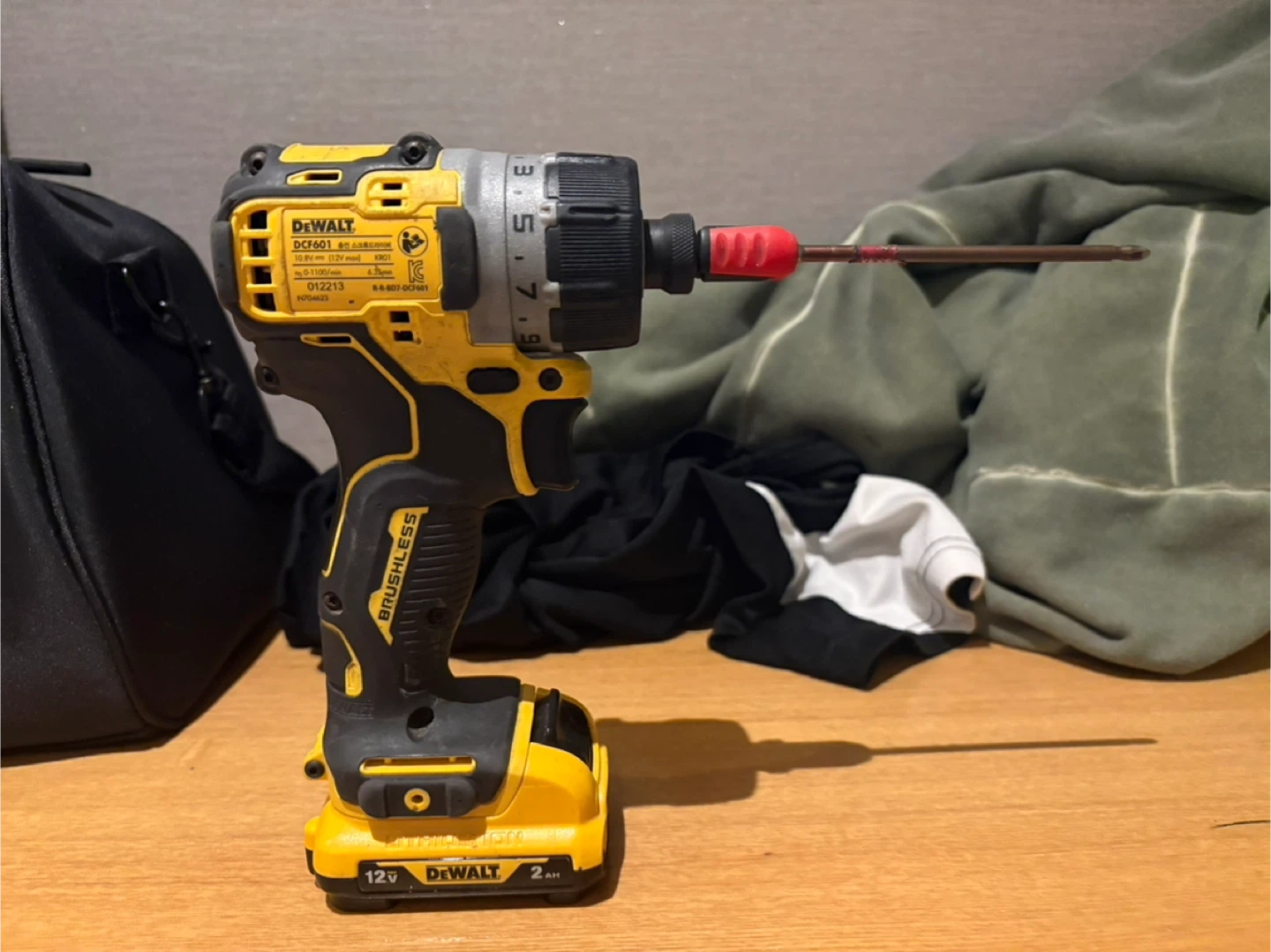 DeWalt DCF601 전동 드라이버 | 생활가전 | 당근 중고거래
