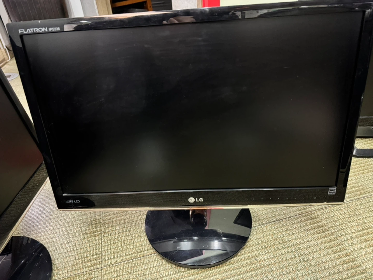LG Flatron IPS236V 23인치 LED 모니터 | 디지털기기 | 당근 중고거래