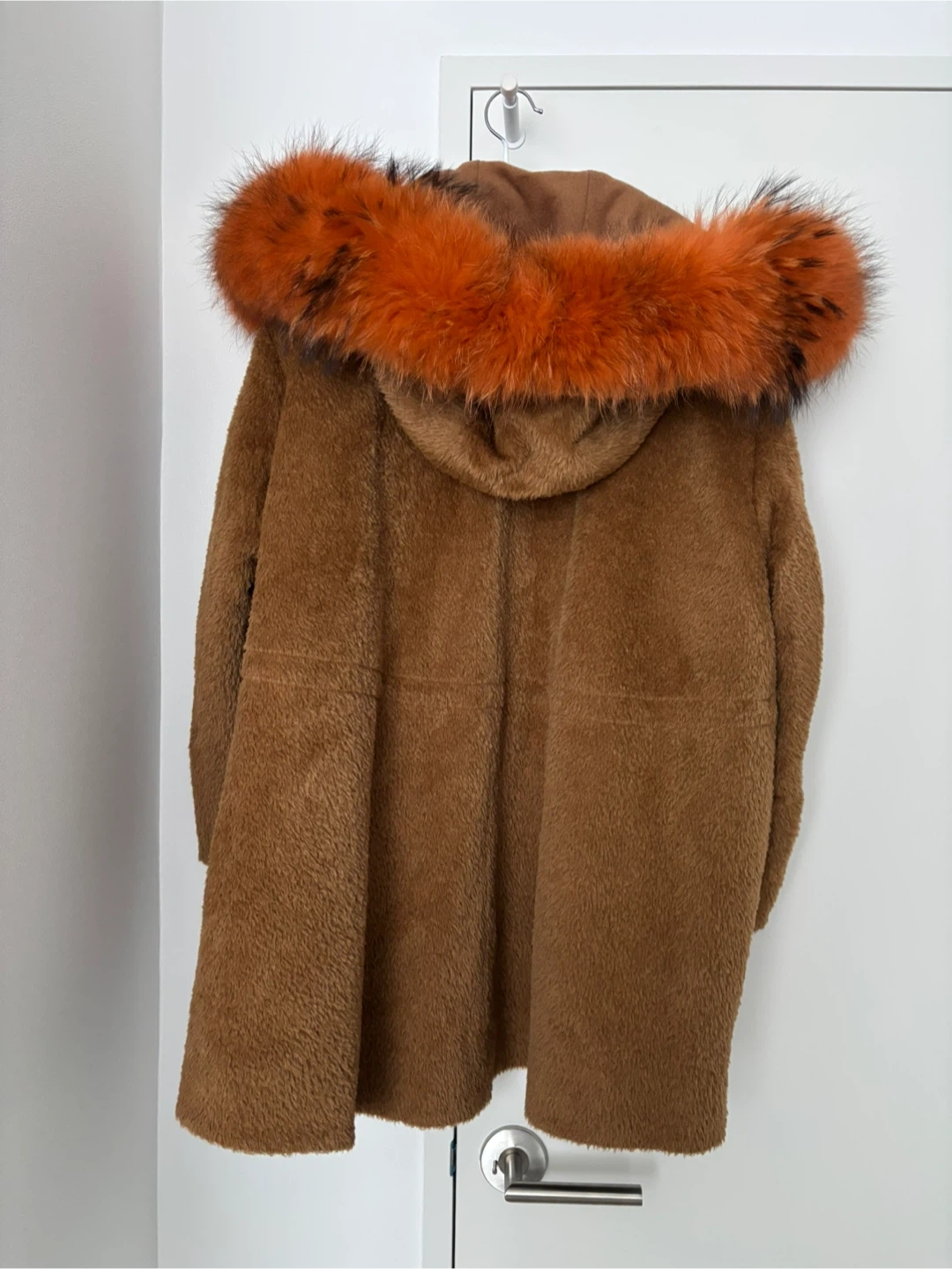 BEAKER 비이커 후드 폭스퍼 코트 | 여성의류 | 당근 중고거래