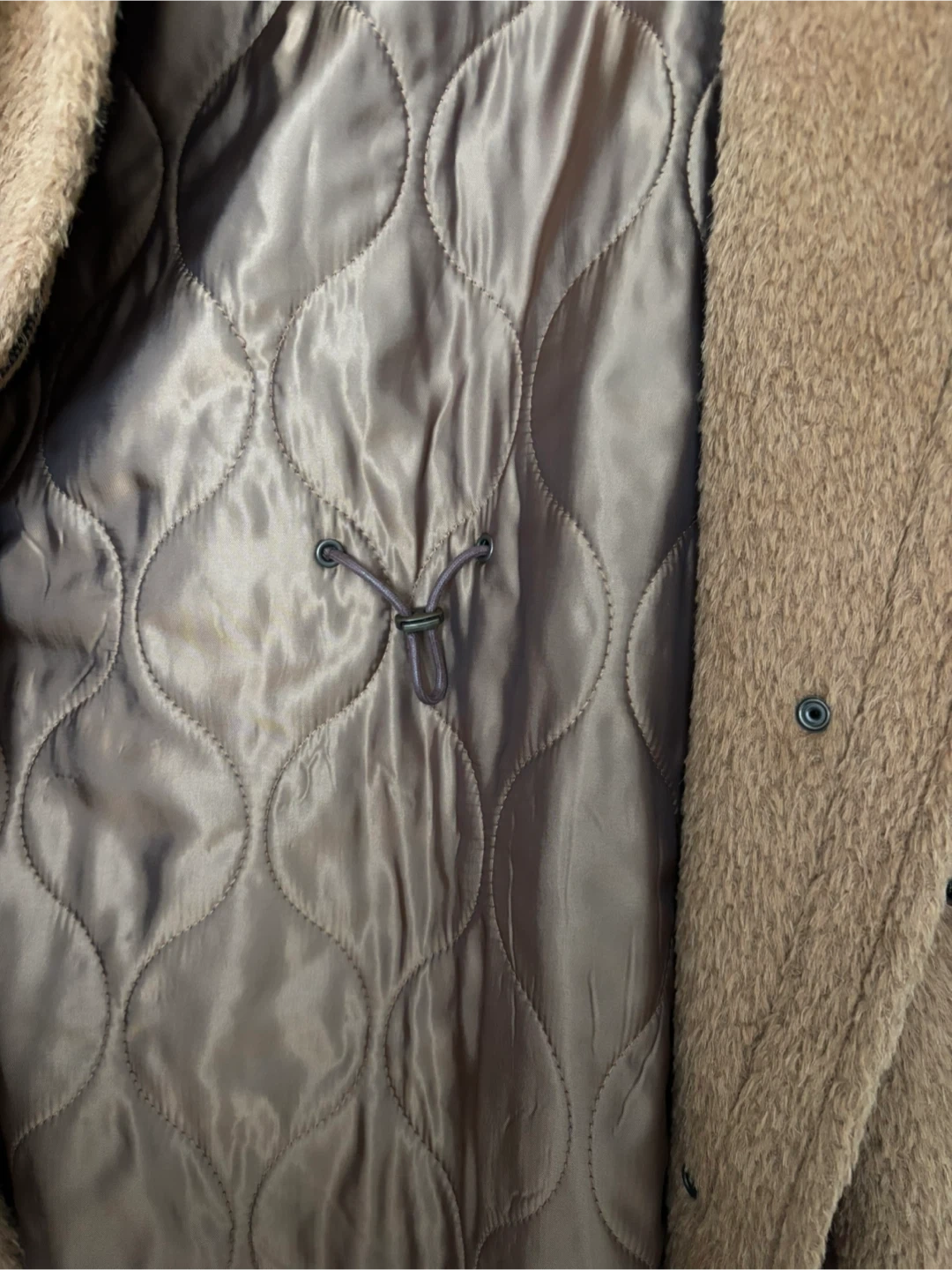 BEAKER 비이커 후드 폭스퍼 코트 | 여성의류 | 당근 중고거래