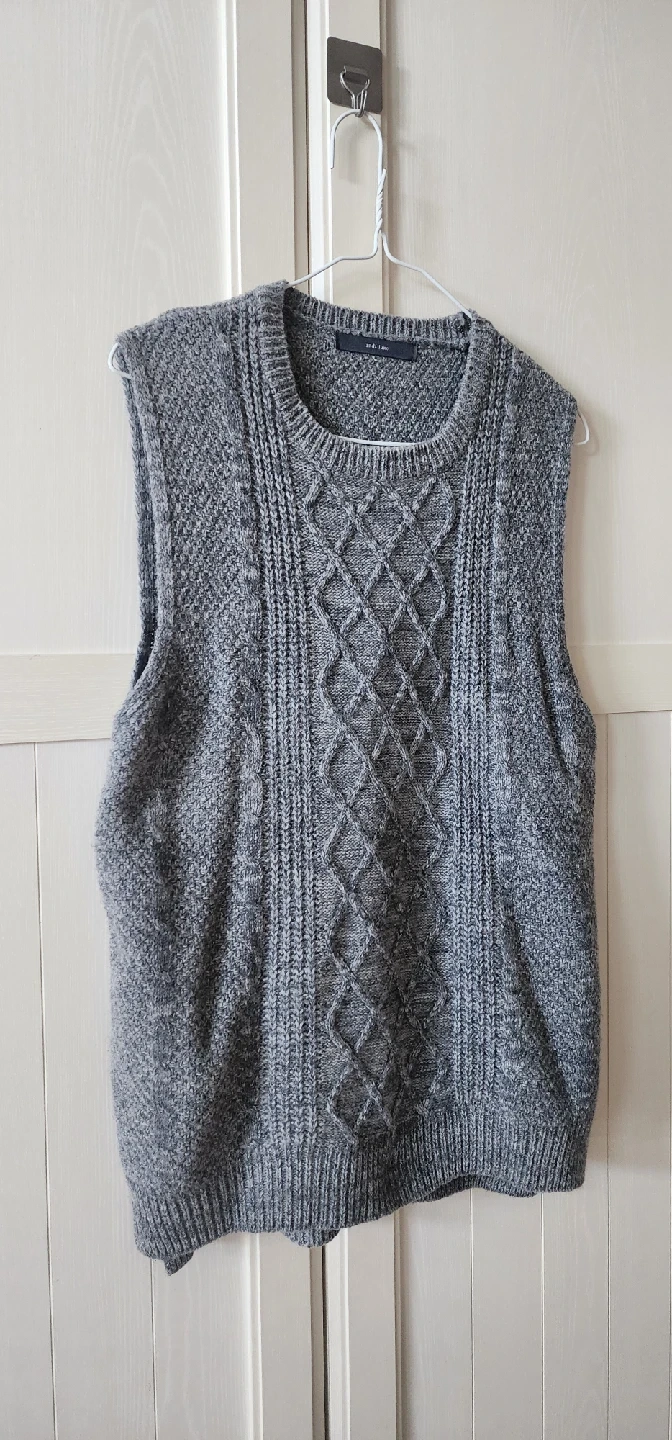 indi Luxe 케이블 울 니트 조끼. 남95.여프리 | 여성의류 | 당근 중고거래