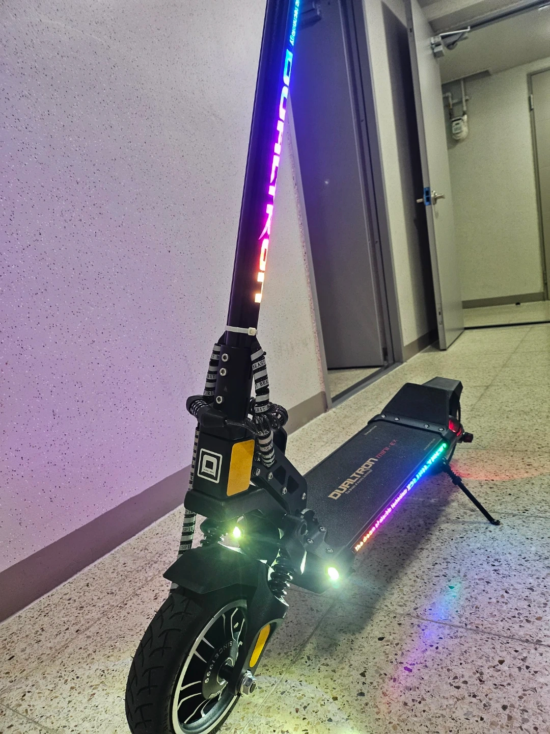 듀얼트론미니EX EY4 스페셜롱바디 한정판 전동킥보드 | 스포츠/레저 | 당근 중고거래