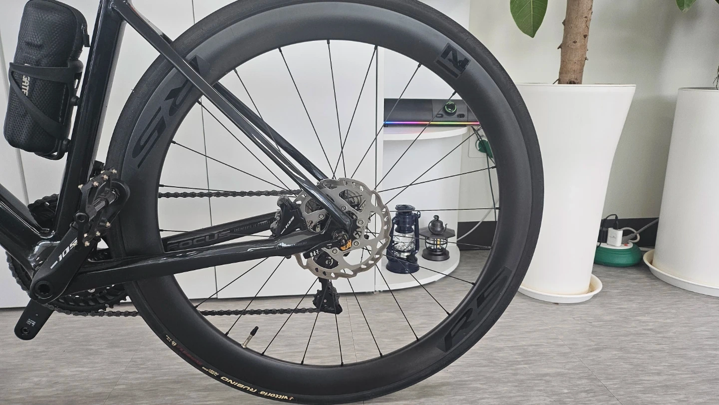 FOCUS Izalco Max 8.8 /54size / 풀카본 / 디스크브레이크 / 105 / 카본 휠 | 스포츠/레저 | 당근 ...