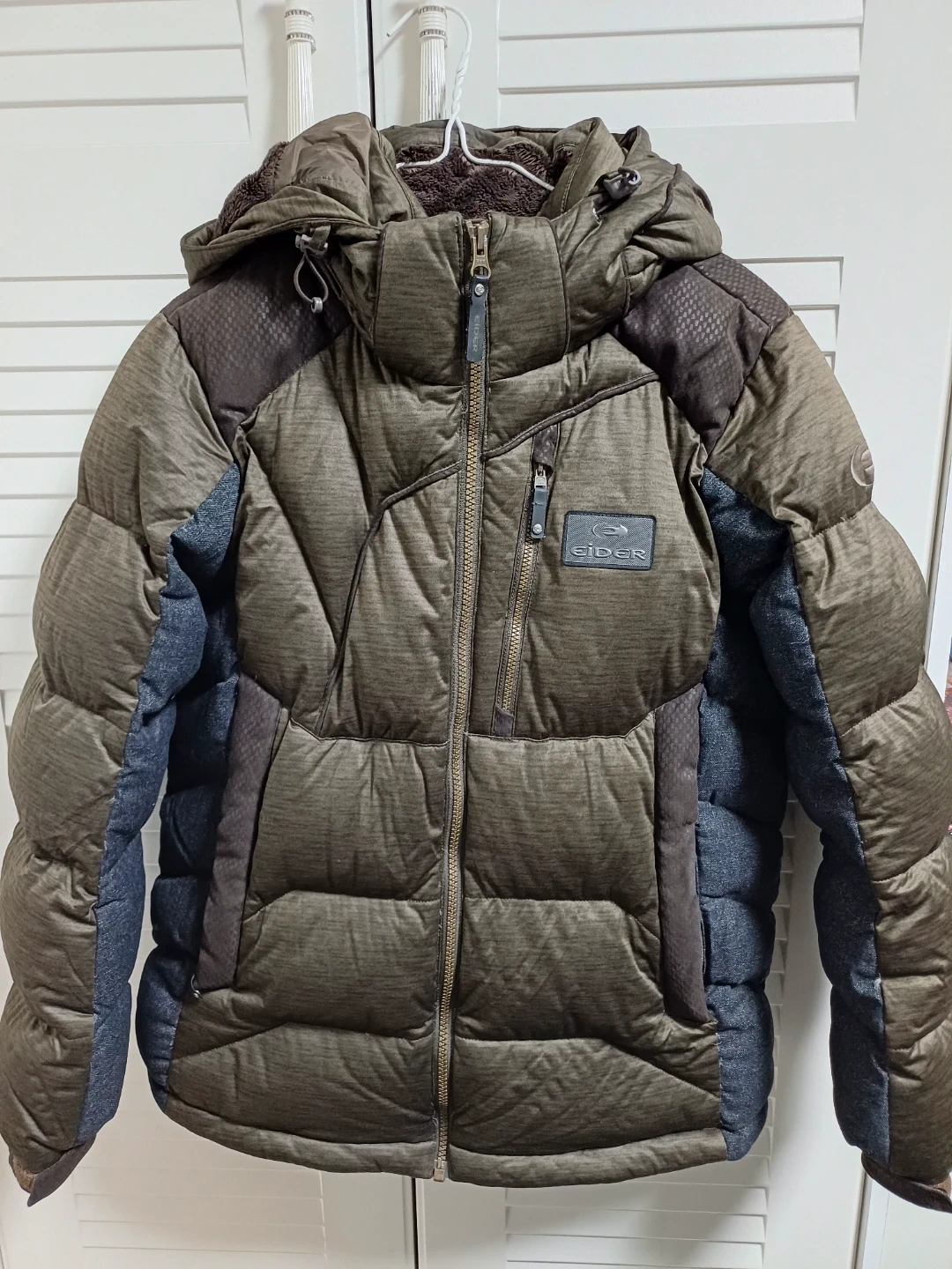 아이더 패딩 M (95)사이즈 | 여성의류 | 당근 중고거래