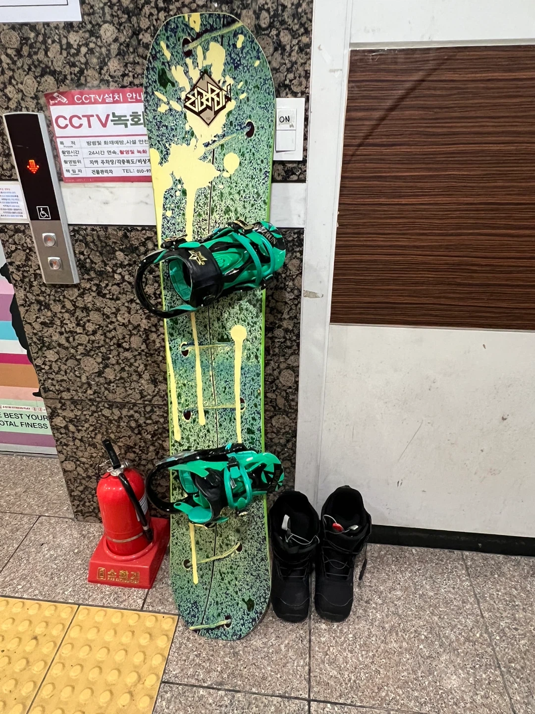 LIB TECH 스노우보드 데크, BURTON 부츠 세트 | 스포츠/레저 | 당근 중고거래