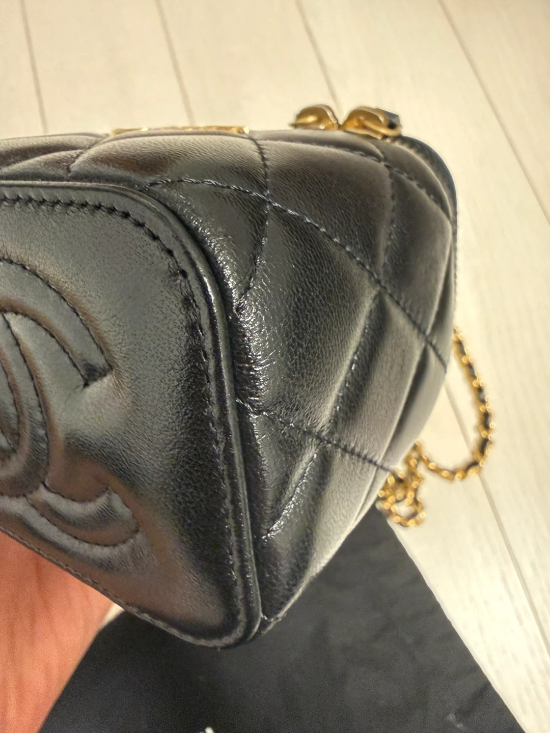 샤넬 베니티백 블랙 금장 | 여성잡화 | 당근 중고거래