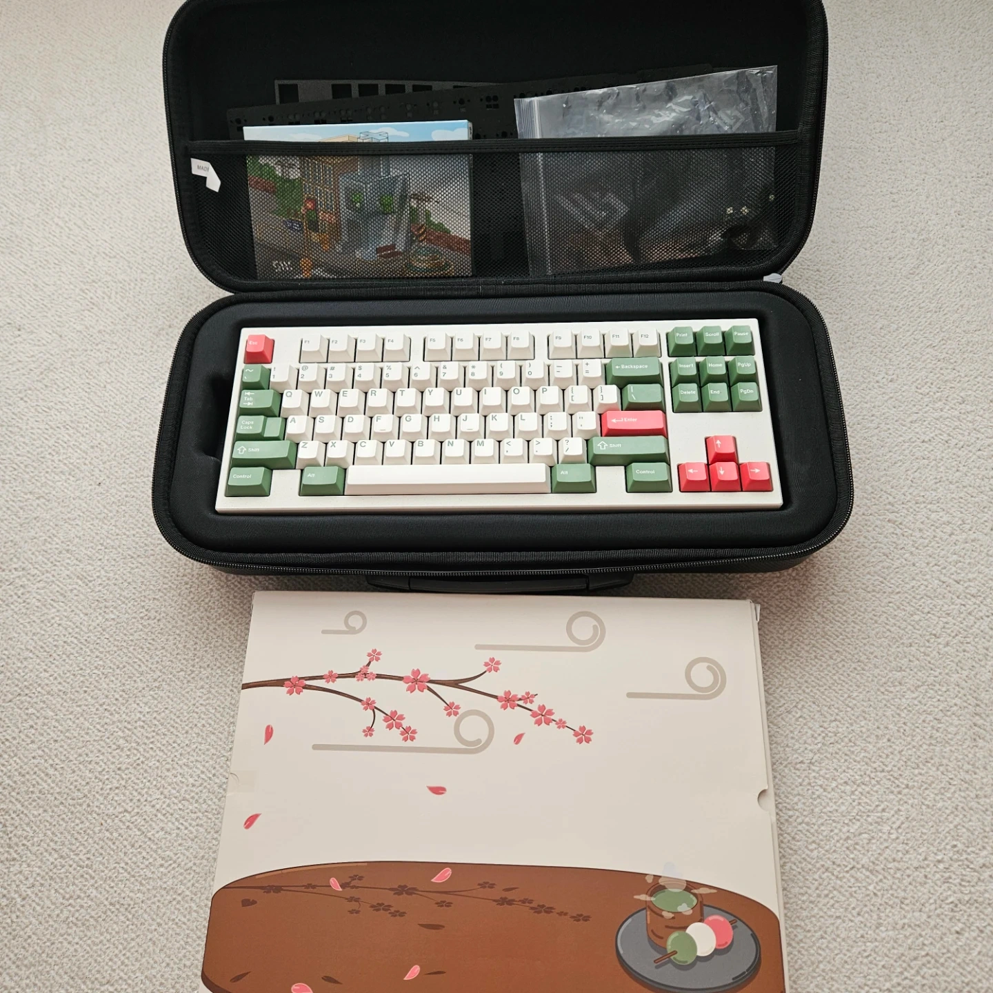 f2-84 제네시스 8k RGB 쿠앤크 키보드 판매합니다. | 디지털기기 | 당근 중고거래