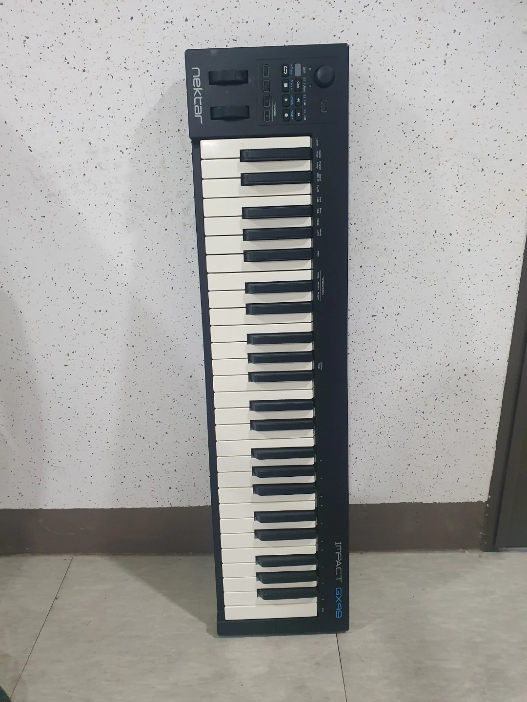 Nektar Impact GX49 미디 컨트롤러 저는 충전기가 없어요. | 취미/게임/음반 | 당근 중고거래