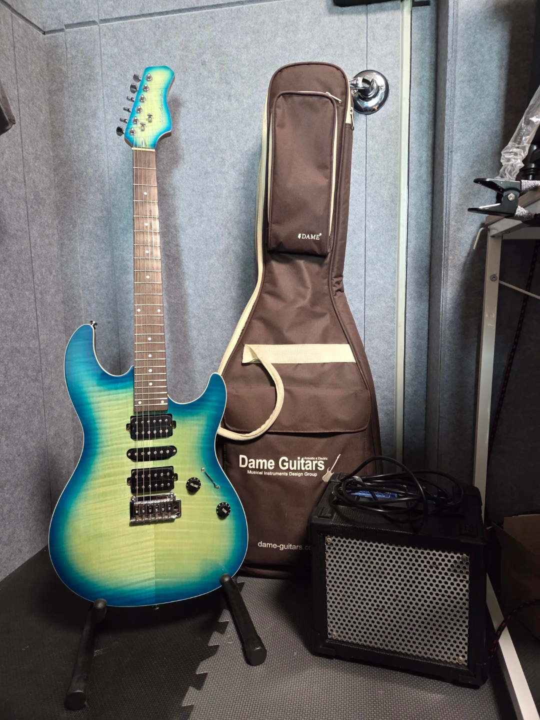 데임 M250 일렉기타 앰프 포함 입문자 풀세트 | 취미/게임/음반 | 당근 중고거래